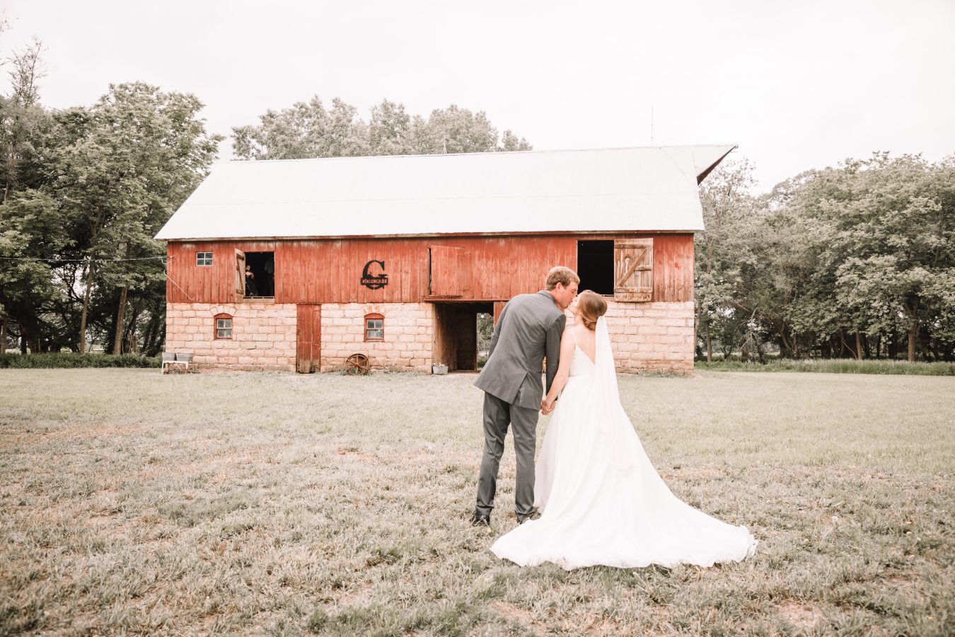 Picture Perfect: Wedding Photographer Abby Stevens - Cake Weddings